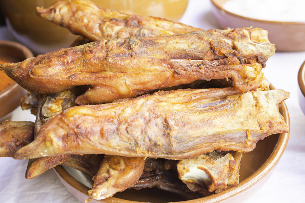 Cooking Pigs’ Feet – Vintage Recipes and Cookery
